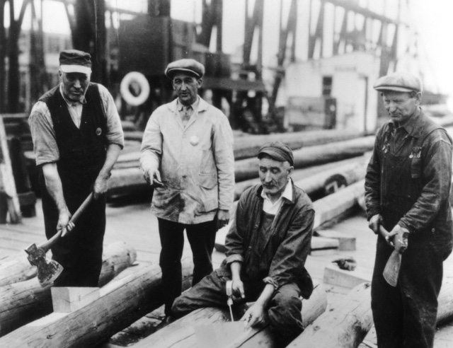 Antique ship builders axe | BladeForums.com